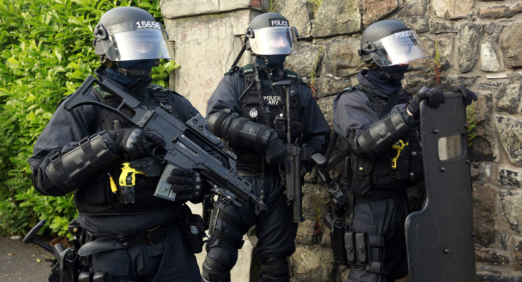 Hundreds of police sent from UK to quell Belfast riots – Channel 4 News