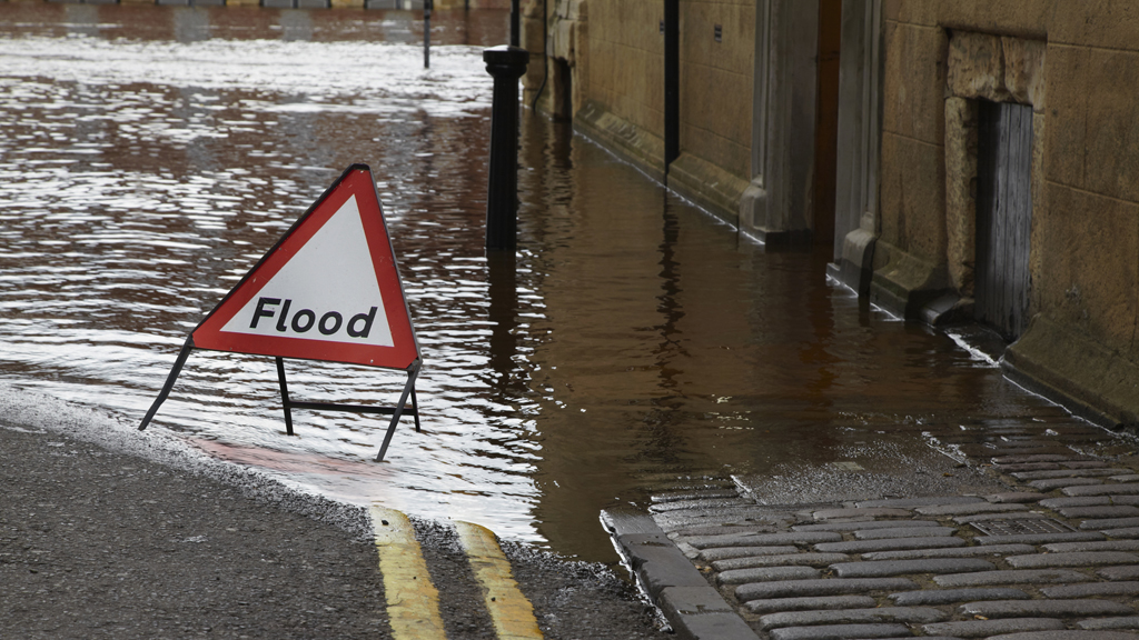 Severe flood warnings issued as more stormy weather expected – Channel ...